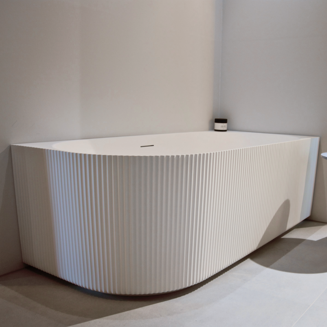 Mastello acryl half vrijstaand hoekbad rechts ribbed mat wit